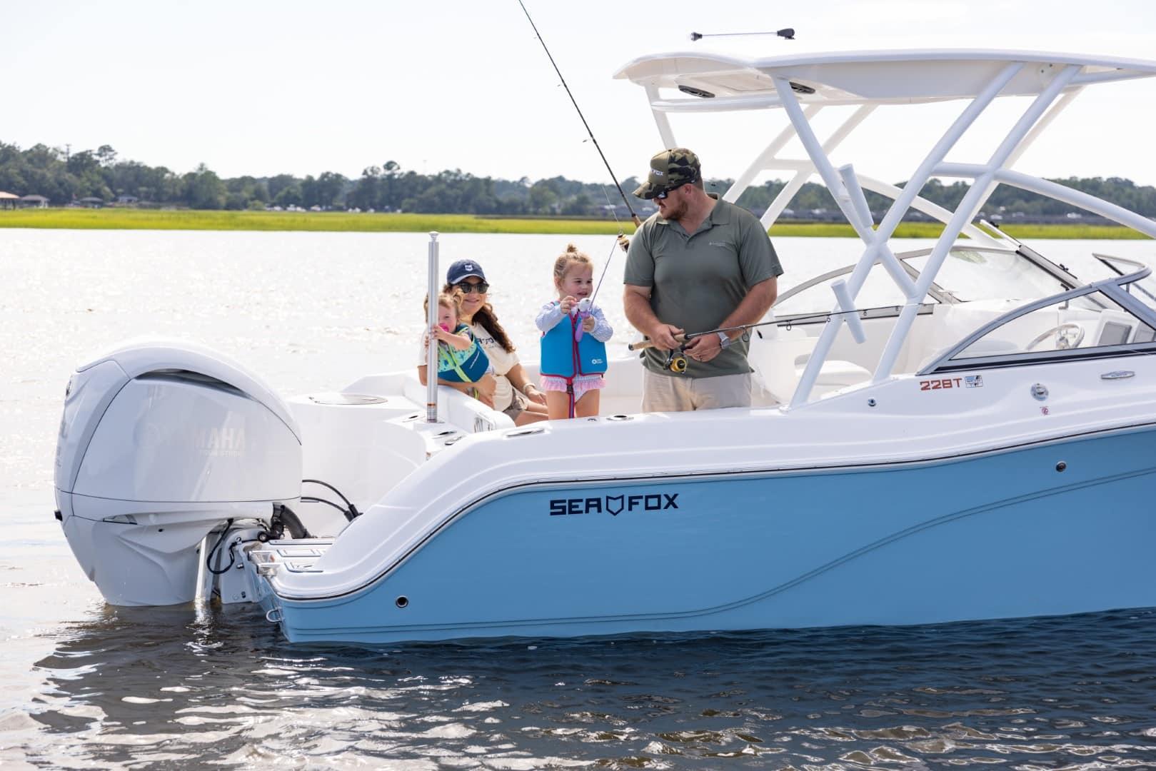SEA FOX BOAT COMPANY | Best Center Console Boats, side, dual console ...
