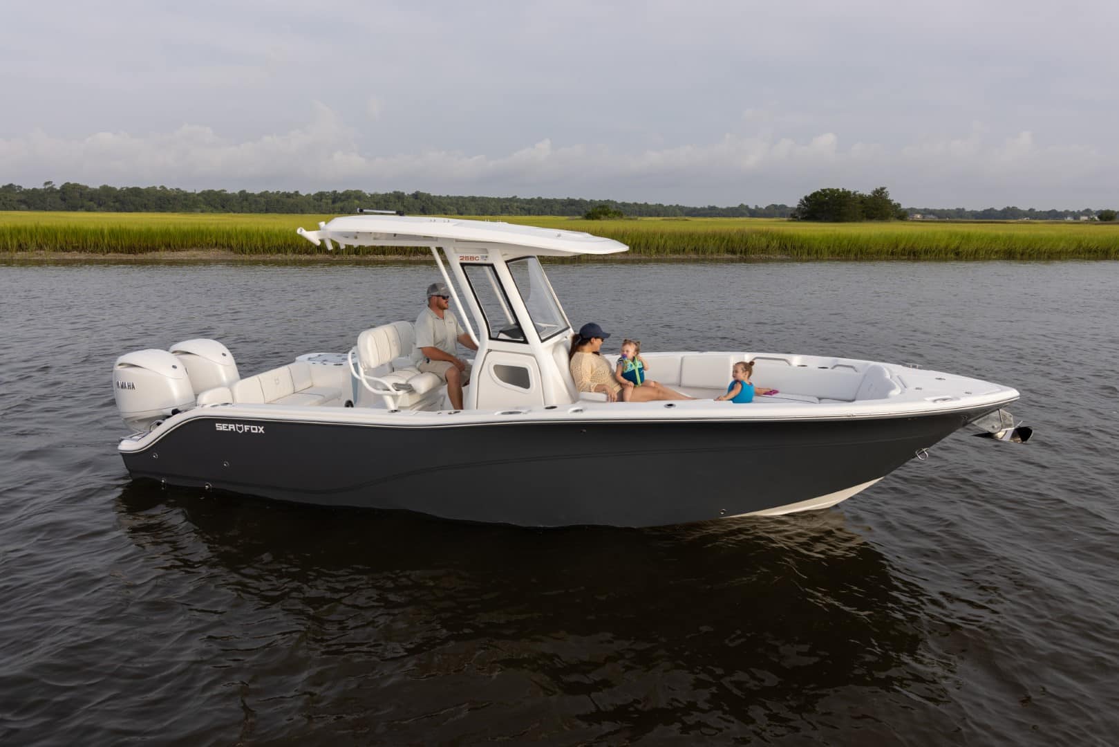 268 Commander - Sea Fox Boats