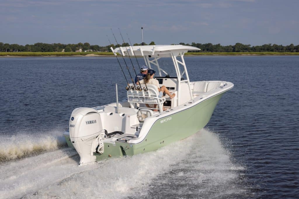 228 Commander - Sea Fox Boats