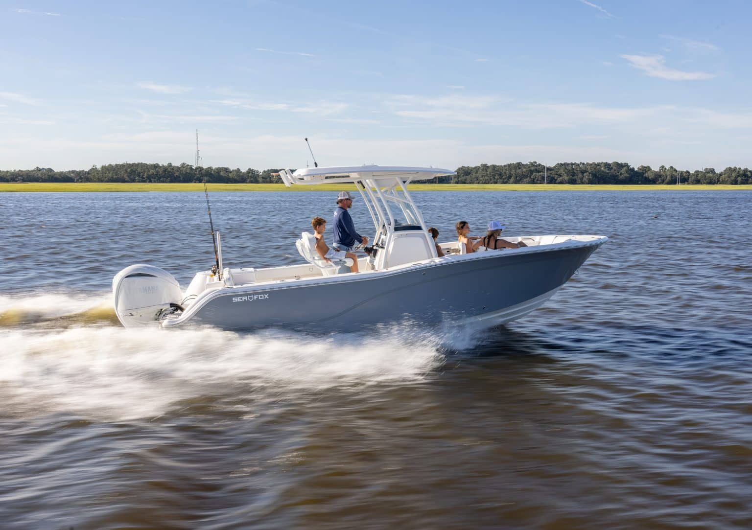 SEA FOX BOAT COMPANY | Best Center Console Offshore Boats, side, dual ...